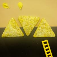 China Baked Triangle Corn Cracker Chips Gluten Free Bursting With Natural Corn Taste for sale