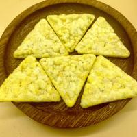 China Triangle Corn Cracker Chips Gluten Free With An Irresistible Crunch for sale