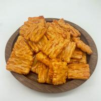 China Spicy Textured Rice Crackers - Gluten-Free Snack with 12-Month Shelf Life in 2.5kg & 5kg Packaging for sale
