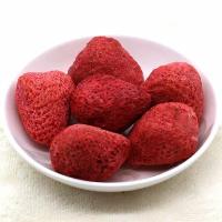 China Freeze Dried Strawberries 5kg Bulk Sweetened 25% Sugar Content Snacking for sale