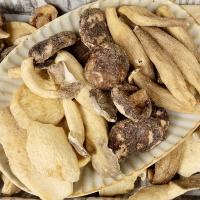China Vacuum Fried Antler Mushroom Chips 5kg Healthy Office Snack 12 Month Shelf Life for sale