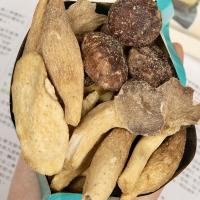 China Vacuum Fried Antler Mushroom Chips 5kg Bulk Low Oil Crispy Snack 12 Month Shelf Life for sale