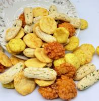 China Assorted Japanese Rice Crackers Mixed Senbei Snacks 500g Bulk Wholesale for sale