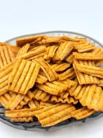 China Light Crispy Flower Shaped Snack Chips Non Greasy Healthy Alternative 200g for sale