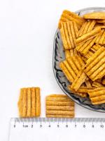 China OEM Golden Flower Shaped Crispy Snack 200g Light Crunchy Export Quality for sale