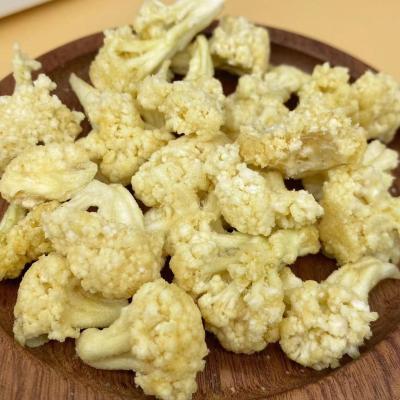 China Vacuum Fried Broccoli Florets 18.5g Protein 16.8g Fiber Crispy Green Vegetable Snack Bulk Supply for sale