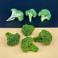China Vacuum Fried Broccoli Florets 18.5g Protein 16.8g Fiber Crispy Green Vegetable Snack Bulk Supply for sale