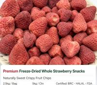 China Premium Freeze-Dried Whole Strawberry Snacks with Zero Added Sugar and 18-Month Shelf Life for sale
