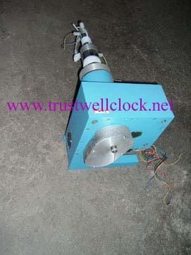 China 8m Diameter Tower Building Clock Movement for 0.6-10m Clocks Stepper Motor Iron Copper Gears for sale