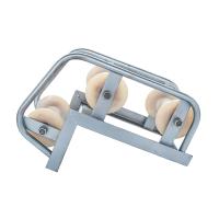China Bending Radius 450mm Three Wheel Pulley Protecting Tackle With Three Wheels for sale