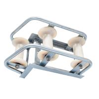 China Bending Radius 450mm Three Wheel Pulley Protecting Tackle With Three Wheels for sale