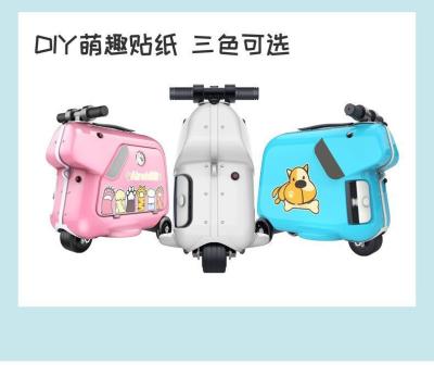 China 50 Kg Load Capacity Smart Electric Luggage Electric Suitcase Combining Practical Features and Modern Electric Technology for sale