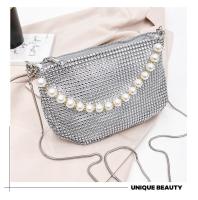 China Pearl Handle Imitation Diamond Handbag Shoulder Bag 22x16x5cm Crossbody Party Dinner Bag for sale