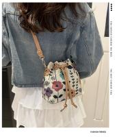 China Chinese Linen Armpit Bucket Bag 24x5x14cm Cotton Linen Crossbody Shoulder Bag Summer Fashion for sale