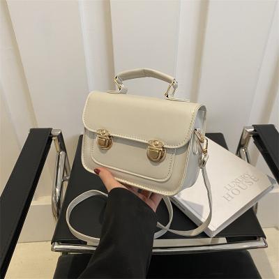 China Women Retro PU Shoulder Bag 2024 Summer Fashion Square Handbag 18x13.5x6cm Adjustable Strap for sale