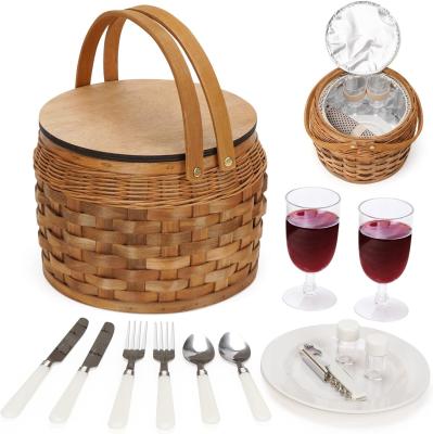 China Small Picnic Basket with Insulated Cooler for 2, 10x10x7.5 Inch Woodchip Wicker Hamper for sale
