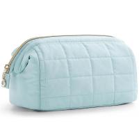 China Custom Puffy Cosmetic Pouch Bag Soft Durable Travel Organizer 8x6 Inch for sale