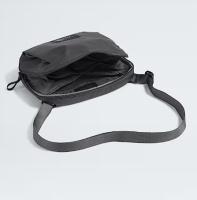 China Waterproof Duffel Travel Backpack Crossbody Bag 4L 20x26x10cm Recycled Polyester for sale