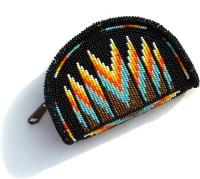 China Lightweight OU Heart Beaded Coin Bag Handmade and Stadium Sized with Secure Side Zip Closure Perfect for Game Day Events for sale