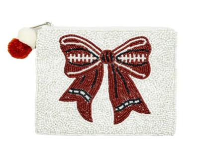 China Compact Handmade Beaded Coin Bag with Secure Side Zip Closure Lightweight and Ideal for Carrying Cash Cards and Lipstick for sale
