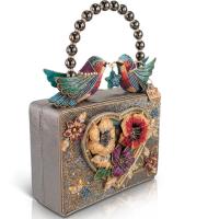 China Fluttering Heart Top Handle Handbag Coin Purse Key ring and easy open trigger hook Beaded coin small bags for sale