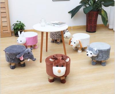 China Solid Wood Animal Shape Shoe Stool Modern Cute Small Chair 30cm Height for sale