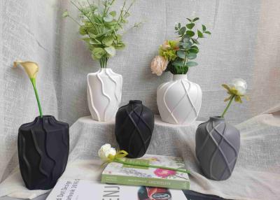 China Handmade Ceramic Clay Flower Pot Vase 6 Inch Porcelain Statued Home Decor Planter for sale