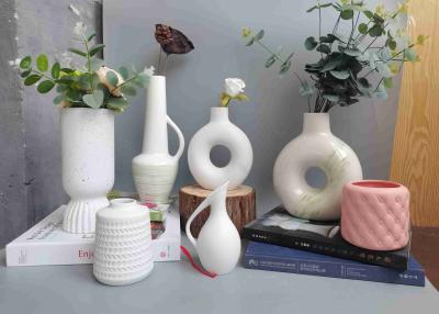 China Handmade Ceramic Clay Flower Pot Vase 6 Inch Porcelain Statued Home Decor for sale