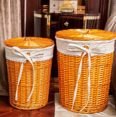 China Natural Rattan Wicker Laundry Basket with Lid 50L Eco Friendly Storage for sale