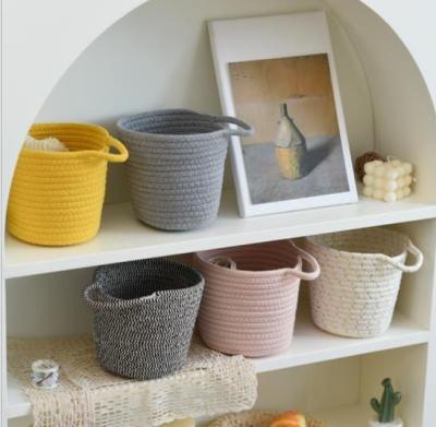 China Custom Woven Cotton Rope Hanging Basket Organizer 30x20cm Storage for Spa Gift for sale