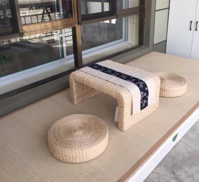 China Natural Straw Woven Tea Table 80cm Round Floor Table Handcrafted Fiber Window Table for sale