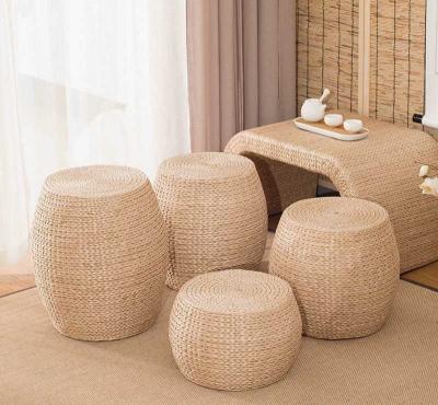China Eco-Friendly Hand-Woven Natural Straw Storage Stool Ottoman Box 30x30x45cm for sale
