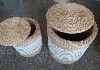 China Eco-Friendly Hand-Woven Grass Rattan Storage Stool Ottoman Box 30x30x45cm for sale
