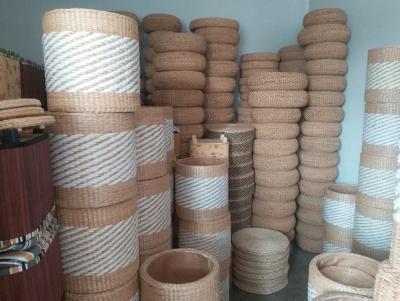 China Eco-Friendly Hand-Woven Grass Rattan Storage Stool Ottoman Box 30x30x45cm for sale
