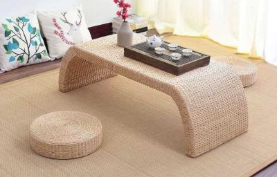 China Natural Straw Woven Tea Table 80x50cm Handcrafted Floor Table for Living Room for sale
