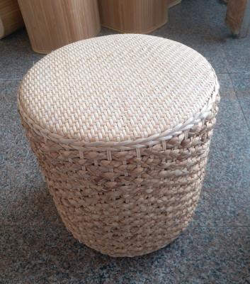 China Eco-Friendly Hand-Woven Grass Rattan Storage Stool Ottoman Box 30x30x45cm for sale