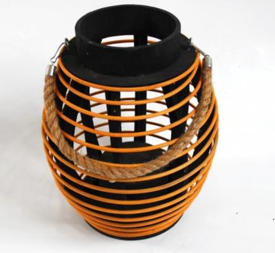 China Natural Handmade Rattan Weave LED Lantern Candle Holder Indoor Outdoor Decoration 12x12x20cm for sale
