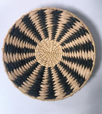 China Wholesale Seagrass Wicker Wall Baskets Hanging Decor 12 Inch Natural Handwoven for sale