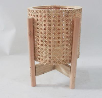 China Natural Seagrass Rattan Plant Stand Planter Holder Handicraft Wicker Flower Pot 12x12x30cm for sale