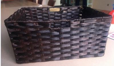 China Eco-Friendly Handwoven Water Hyacinth Storage Basket Hamper 50L Capacity for sale
