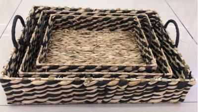 China Eco-Friendly Handwoven Water Hyacinth Storage Basket Hamper 50L Capacity for sale