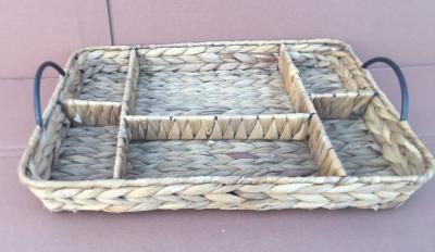 China Eco-Friendly Water Hyacinth Handmade Woven Storage Basket Hamper 40L Capacity for sale