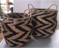 China Eco Friendly Seagrass Storage Basket 40x30cm Handwoven Water Hyacinth Organizer for sale