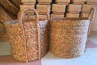 China Eco Friendly Seagrass Storage Basket 40x30cm Handwoven Water Hyacinth Organizer for sale
