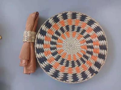 China Natural Water Hyacinth Woven Placemat 30cm Round Eco Friendly Handmade Seagrass Table Mat for sale