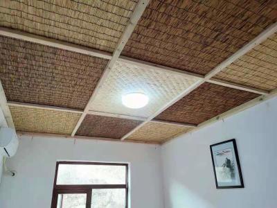 China Carbonized Natural Reed Fence Panel Eco Friendly Outdoor Garden Privacy Screen 180x180cm for sale