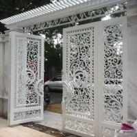 China Antique Iron Driveway Gates Front Yard Iron Gates Powder Coated 100mm 120mm for sale