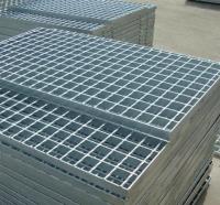 China Heavy Duty 824mm 30X4 Steel Grating Panels Floor Forge Walkway Galvanised Steel Grating for sale