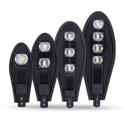 China Manufacture Price New Style SMD3030 220v 240v IP66 Waterproof Outdoor 50w 100w 150w Led Street Light for sale