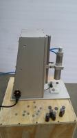 China Pneumatic CE Semi Capping Machine Oral Liquid Solution , Single Head Capping Machine for sale